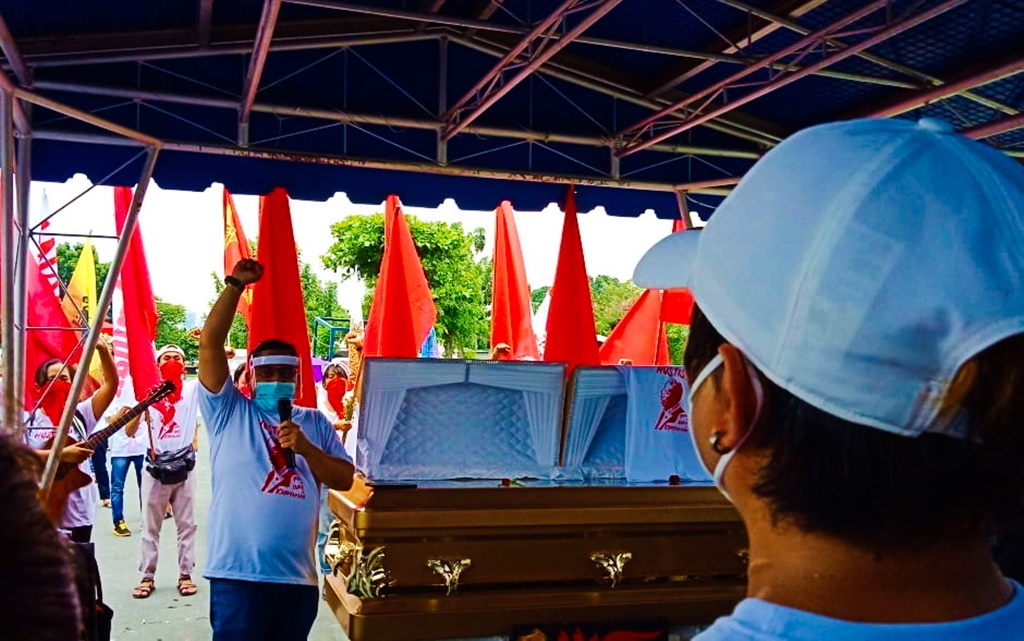 Hundreds join "hero's funeral march" for Randy Echanis - Anakpawis ...