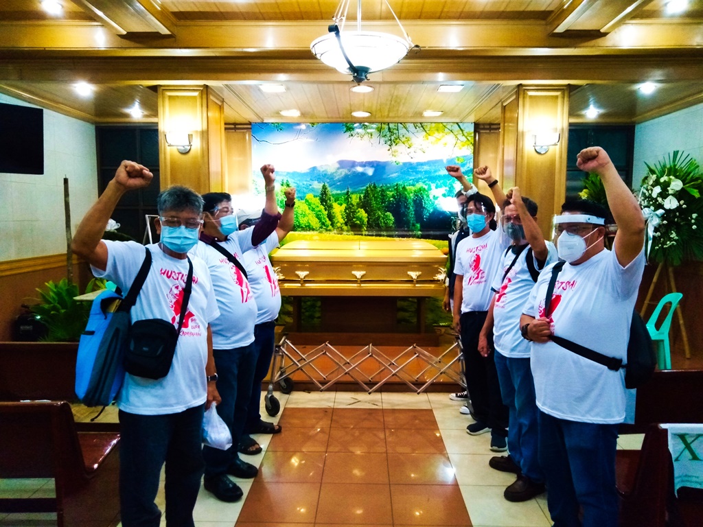 Hundreds join "hero's funeral march" for Randy Echanis - Anakpawis ...