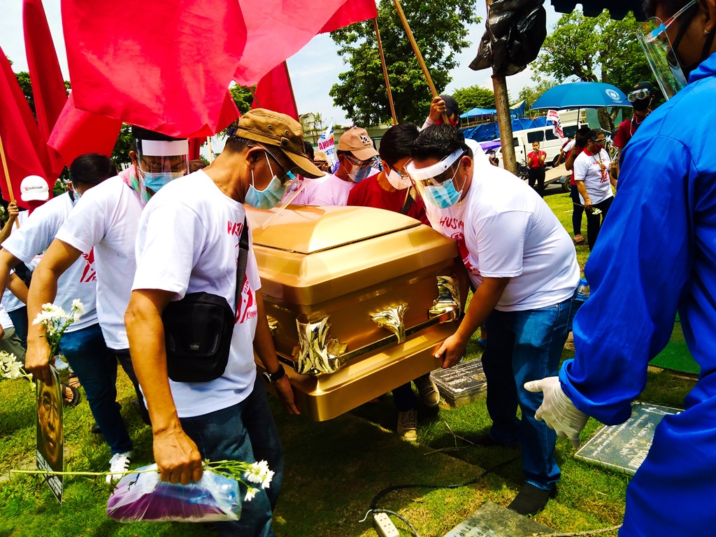 Hundreds join "hero's funeral march" for Randy Echanis - Anakpawis ...